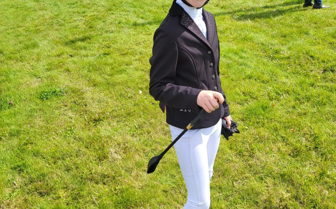 Aubrion Kids Show Jacket – Stable Style 4 Kids @Galway Equestrian Centre